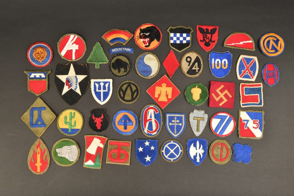 Ensemble d’insignes US. | Aiolfi G.b.r.