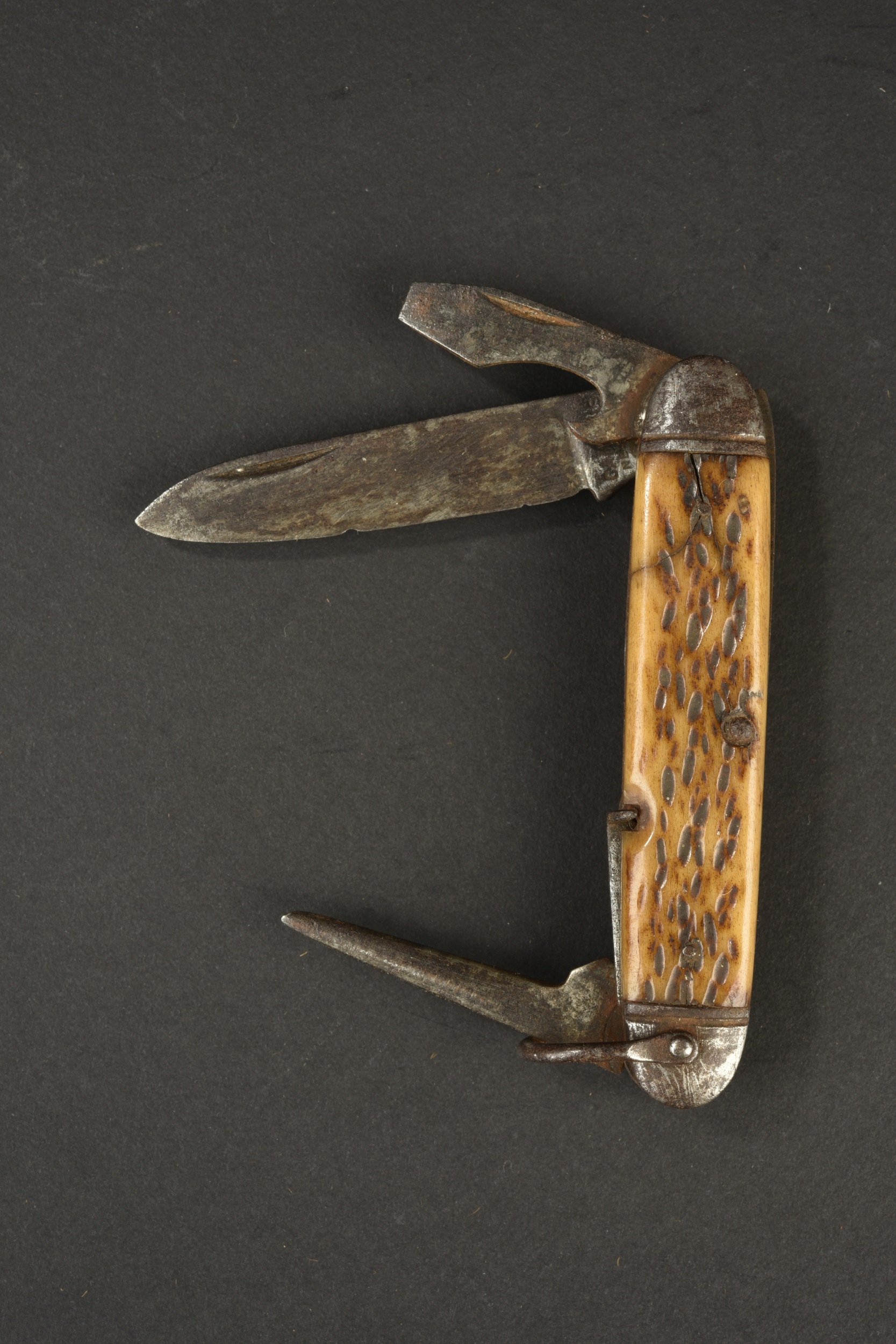 Canif US. | Aiolfi G.b.r.