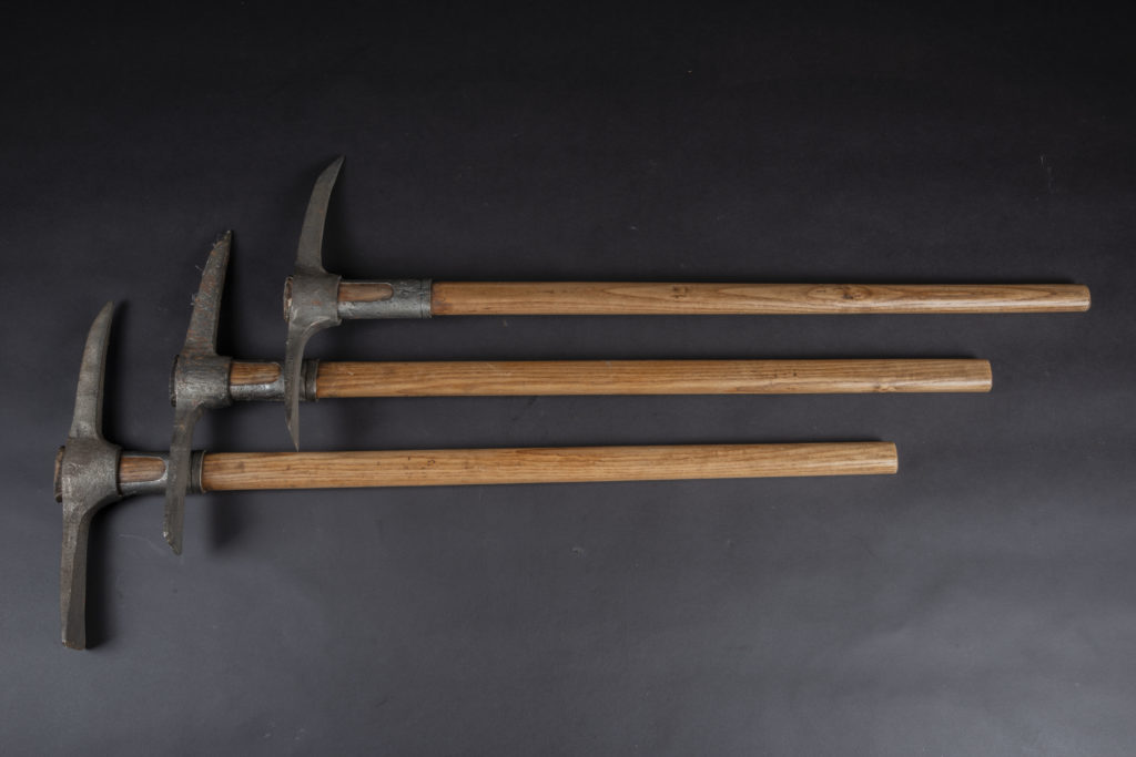 Lot de 3 pioches | Aiolfi G.b.r.