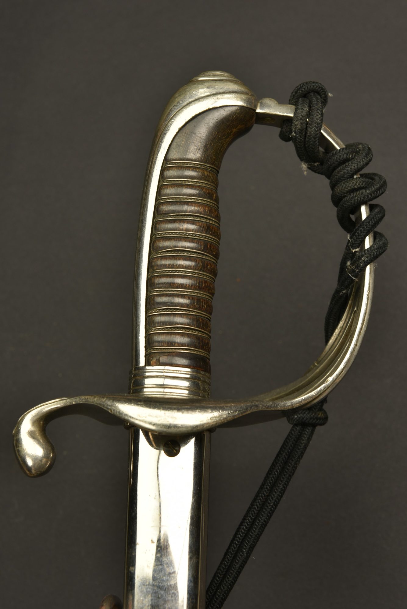 Sabre 1882 d'officier avec sa dragonne. | Aiolfi G.b.r.