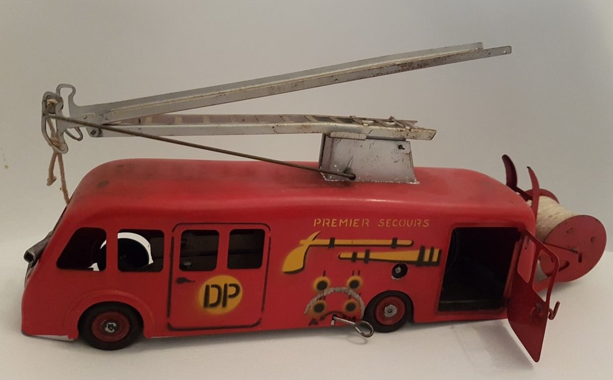 CAMION POMPIERS MÉCANIQUE « DP (Défense Passive) » COMPLET AVEC SA ...