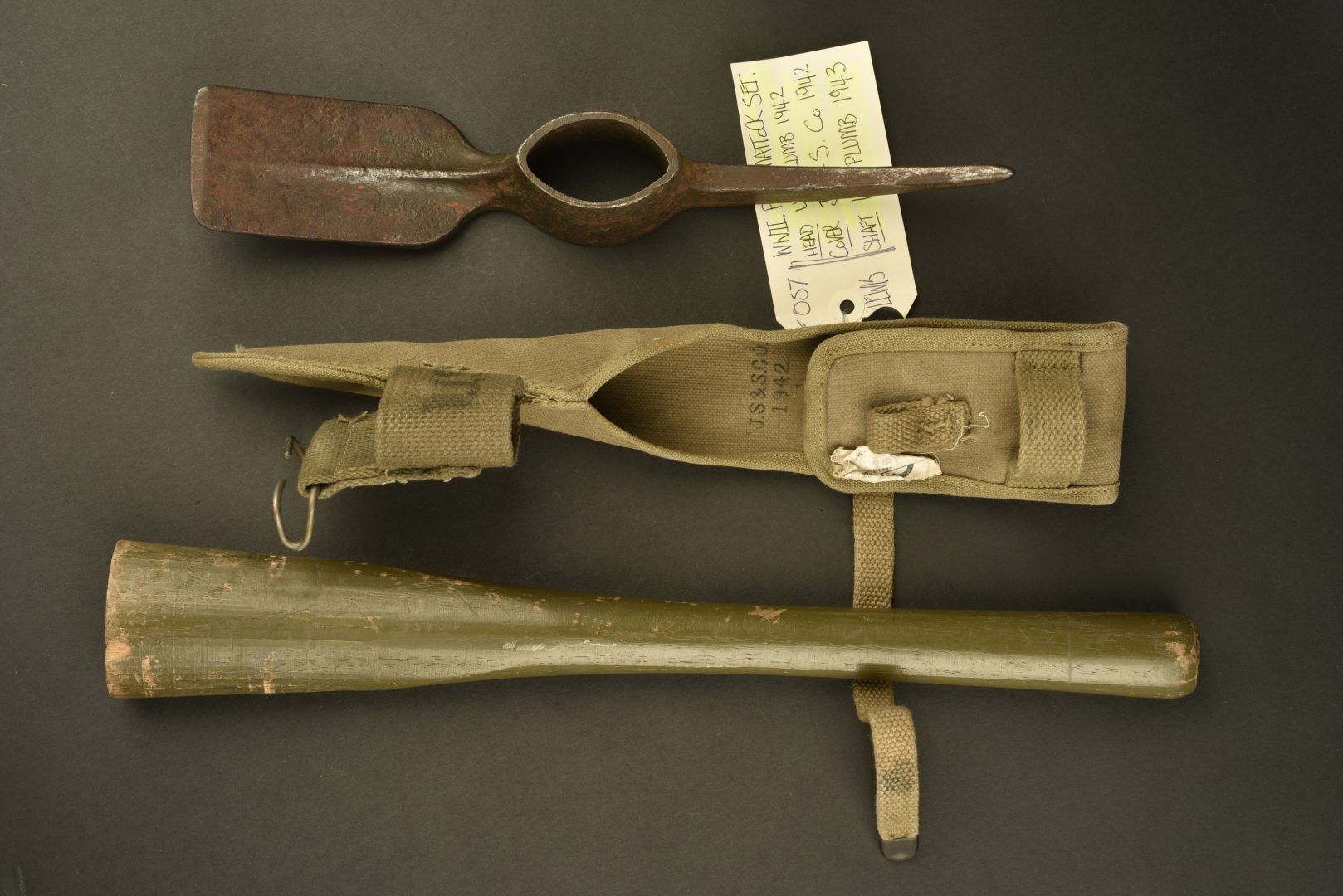 Pioche individuelle. WWII Pick mattock set. | Aiolfi G.b.r.