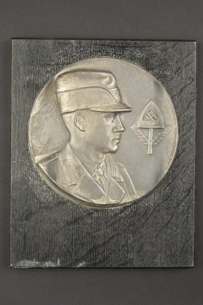 Plaque du RAD. RAD insignia. | Aiolfi G.b.r.