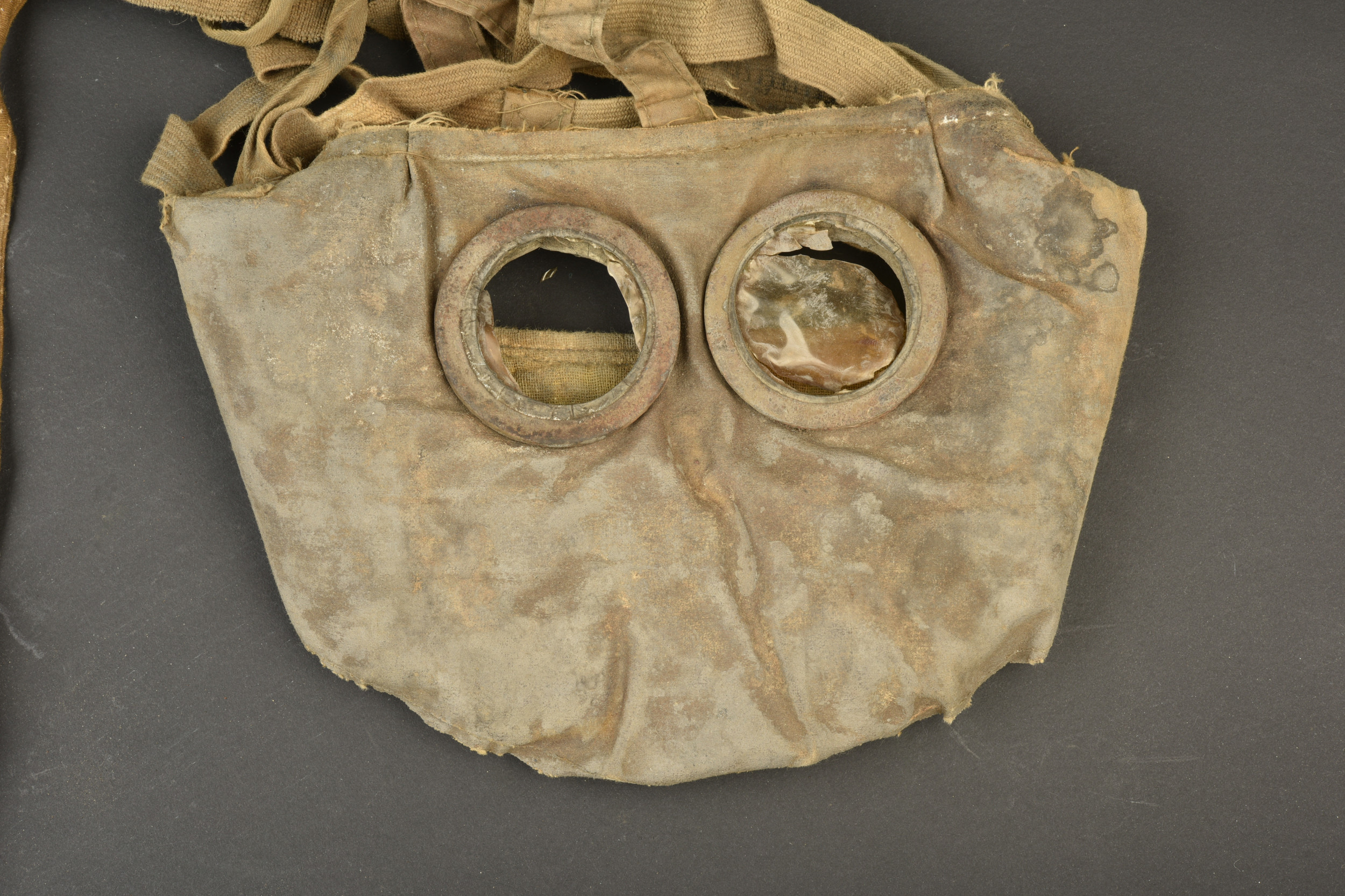 Masque anti gaz M2 | Aiolfi G.b.r.