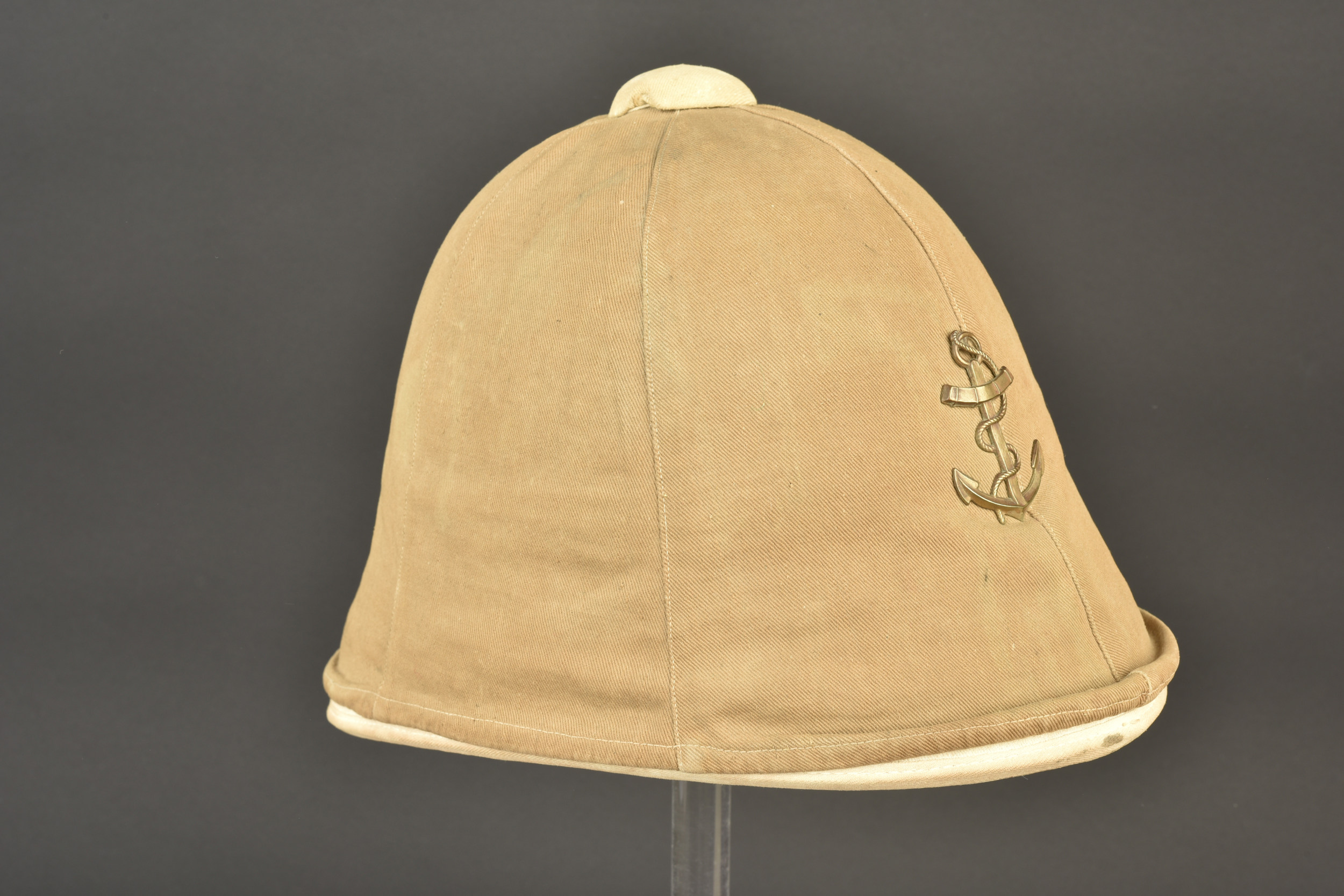 Casque coloniale français pain de sucre | Aiolfi G.b.r.