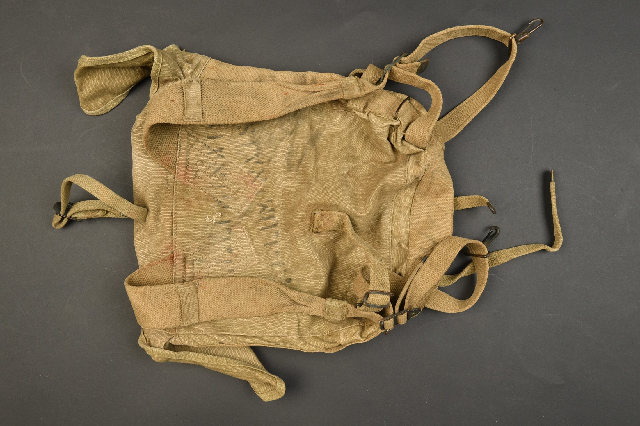 Sac à dos USMC personnalisé. | Aiolfi G.b.r.
