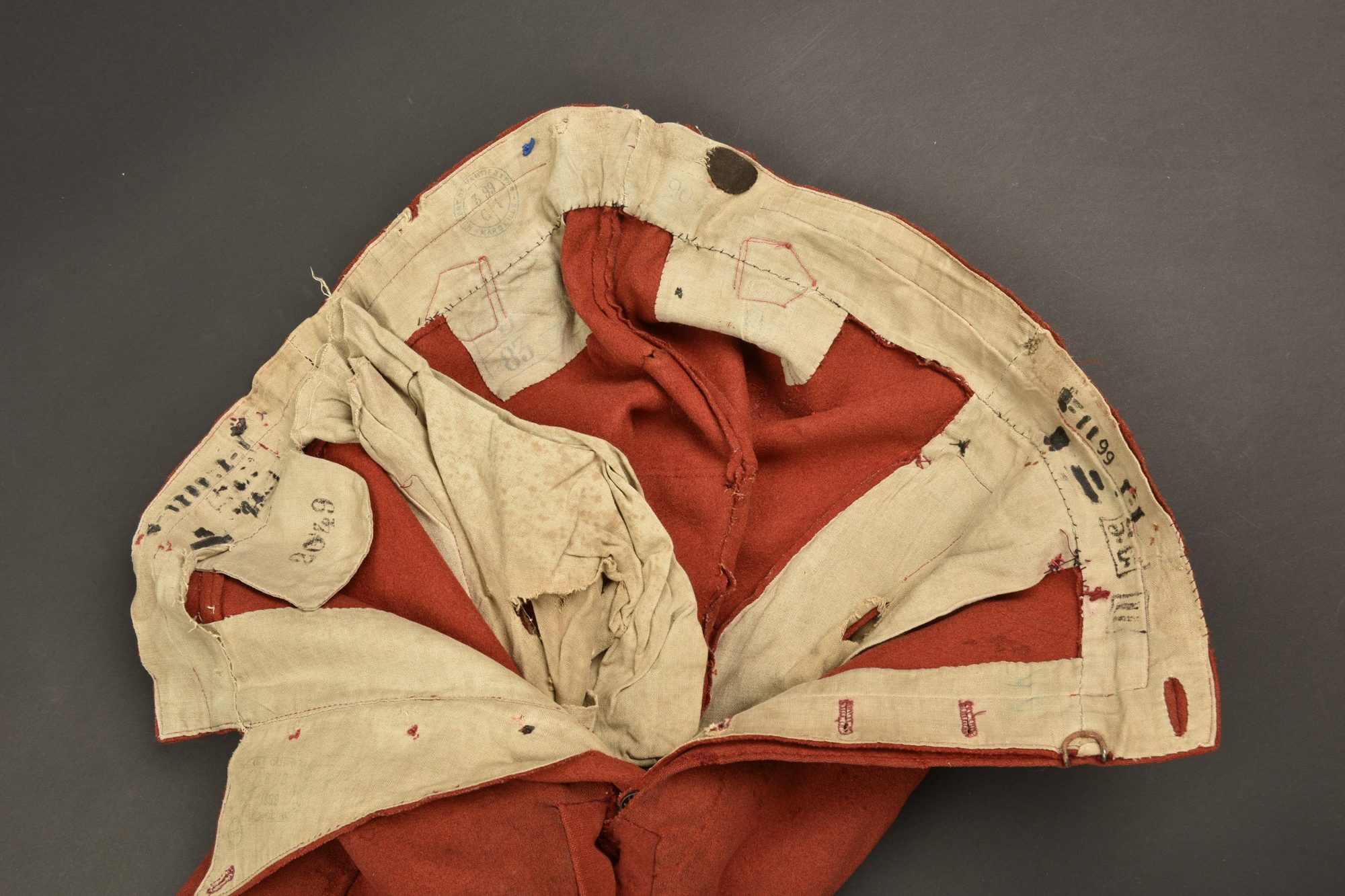 Pantalon basanes de cavalerie réceptionné en 1899. | Aiolfi G.b.r.