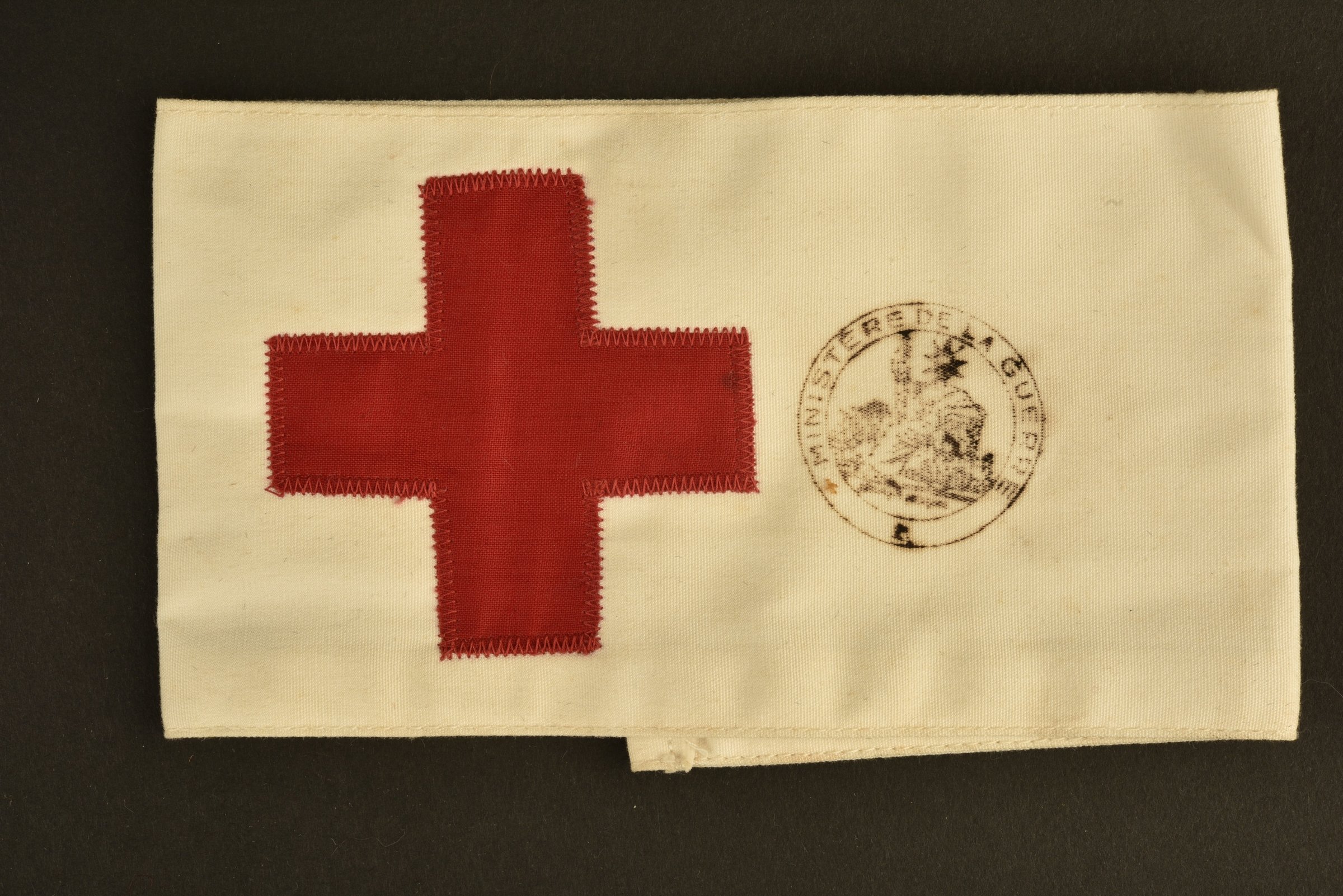 Pièces d'uniforme de la Croix Rouge US | Aiolfi G.b.r.