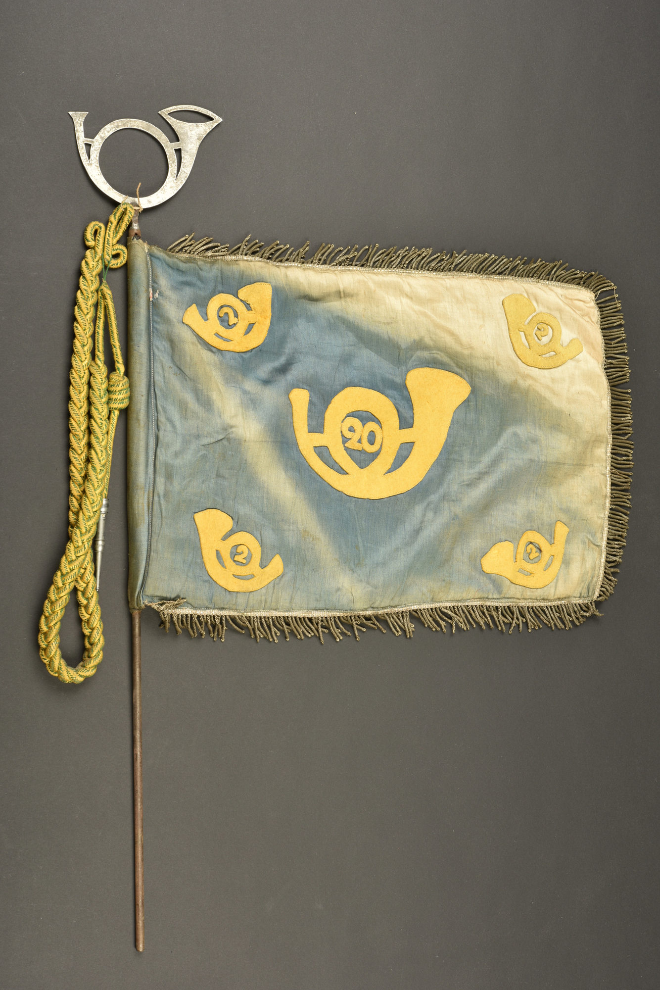 Fanion 20ième Bataillon de Chasseurs à Pied | Aiolfi G.b.r.