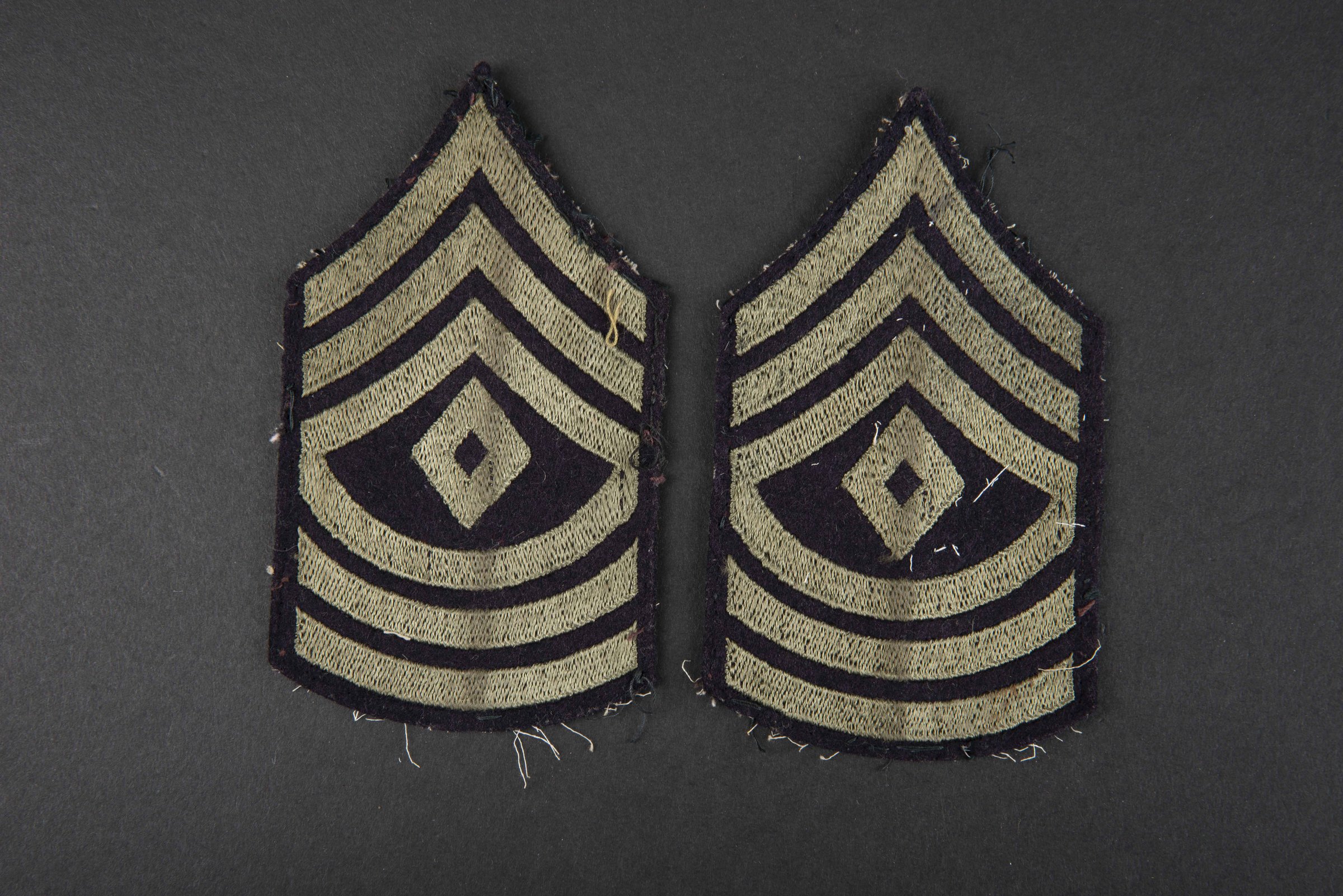 Grades de Master Sergent lotés d'origine | Aiolfi G.b.r.