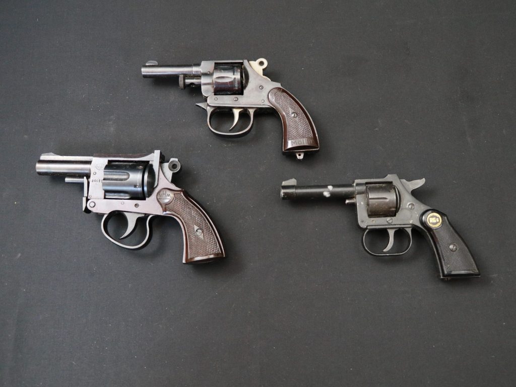 Convolut Revolver d'alarme. Allemand. | Aiolfi G.b.r.