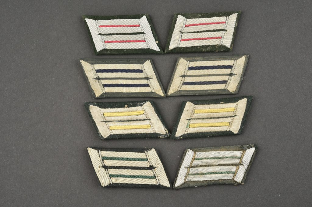 Pattes de col officier Heer. Heer officer collar tabs. | Aiolfi G.b.r.