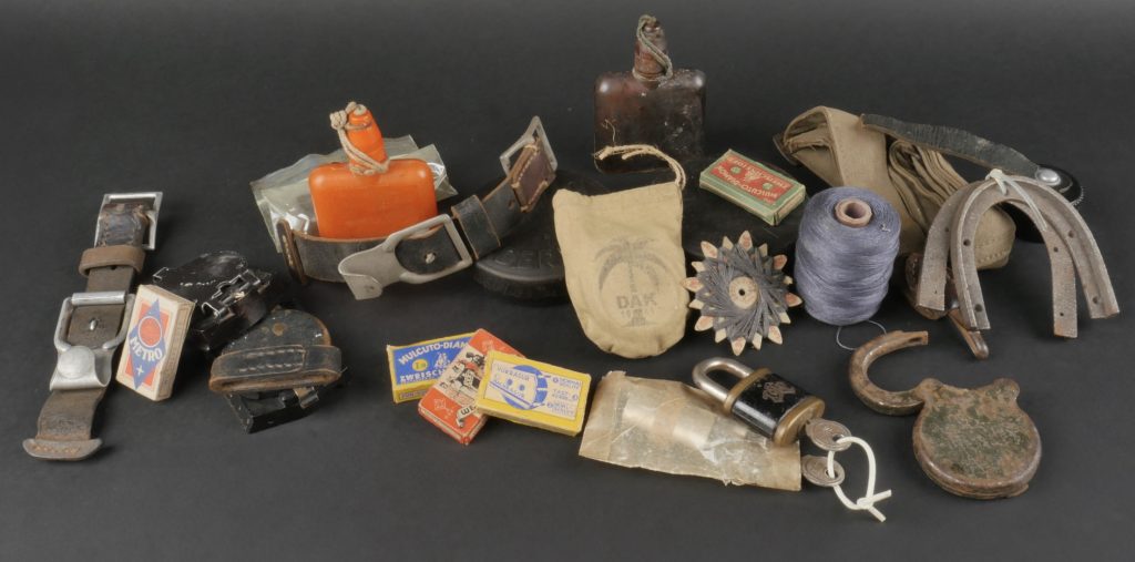 Accessoires allemand. German accessories. | Aiolfi G.b.r.