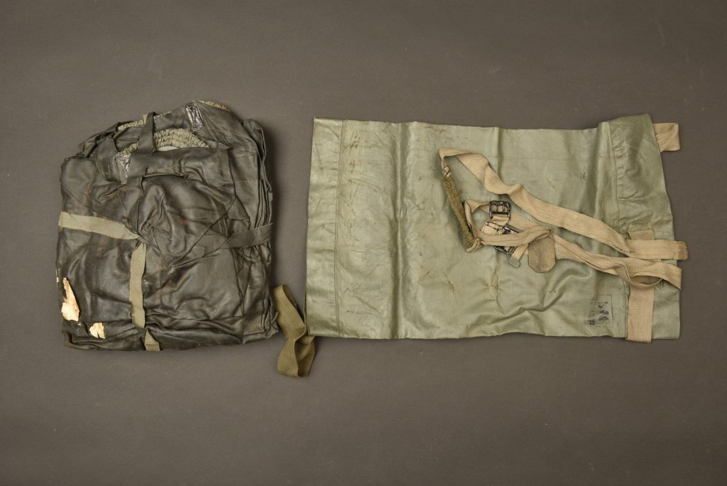 Tenue anti gaz. Anti gas suit. | Aiolfi G.b.r.