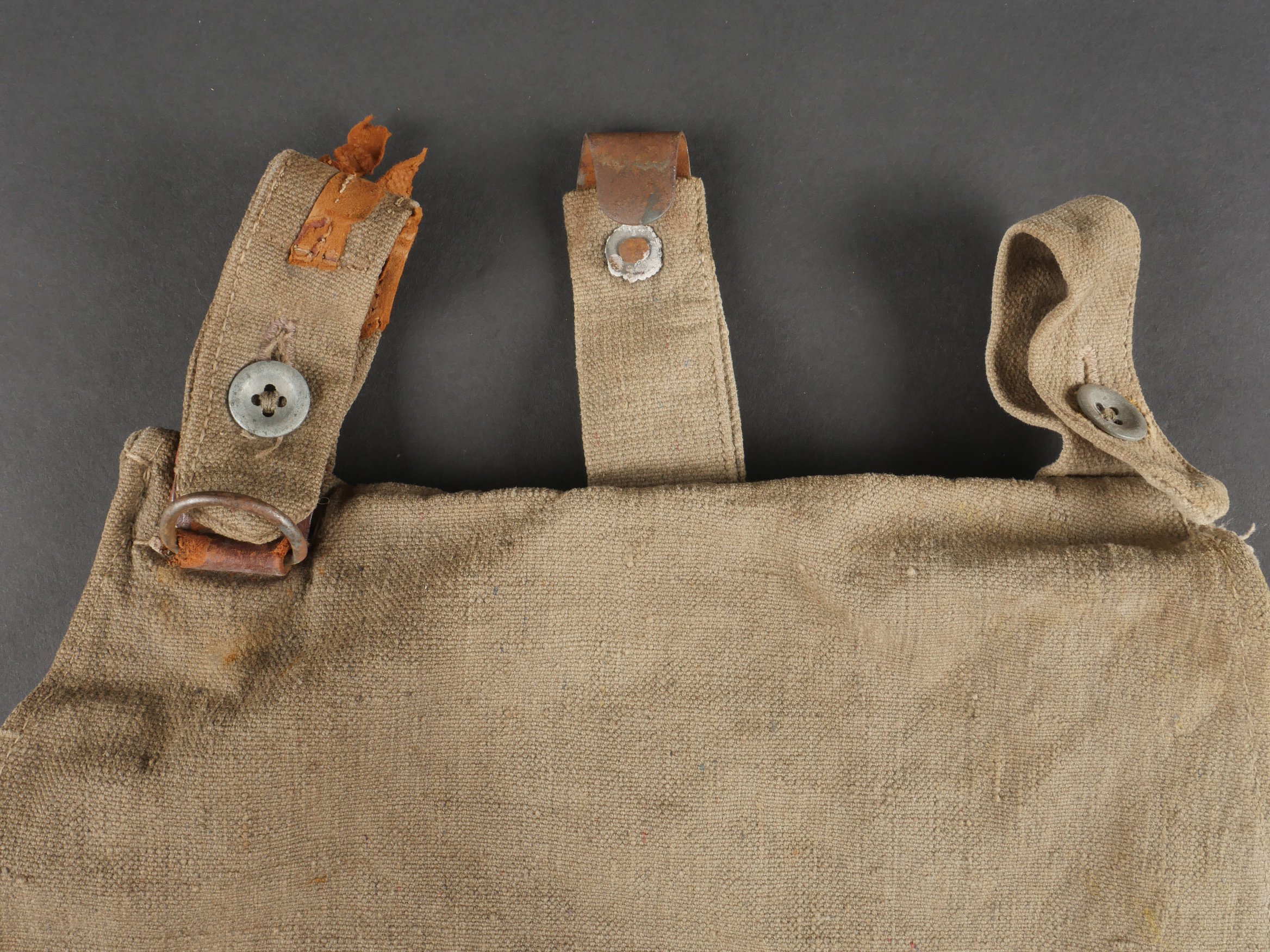 Sac à pain allemand réutilisé armée belge. German Bread Bag Reused by ...