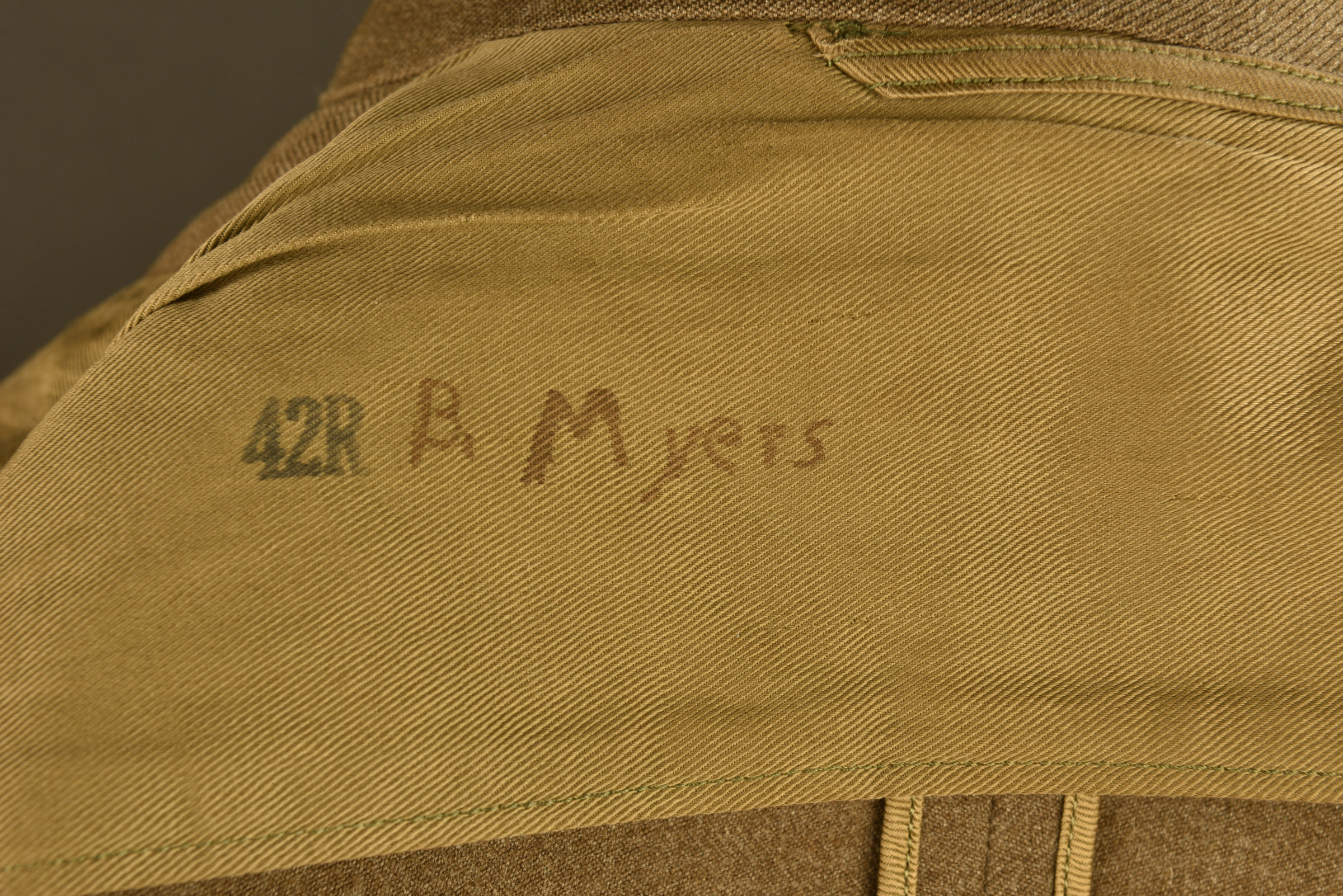 Vareuse de Sergent-Chef Spécialiste B Myers de la 5th Field Artillery ...