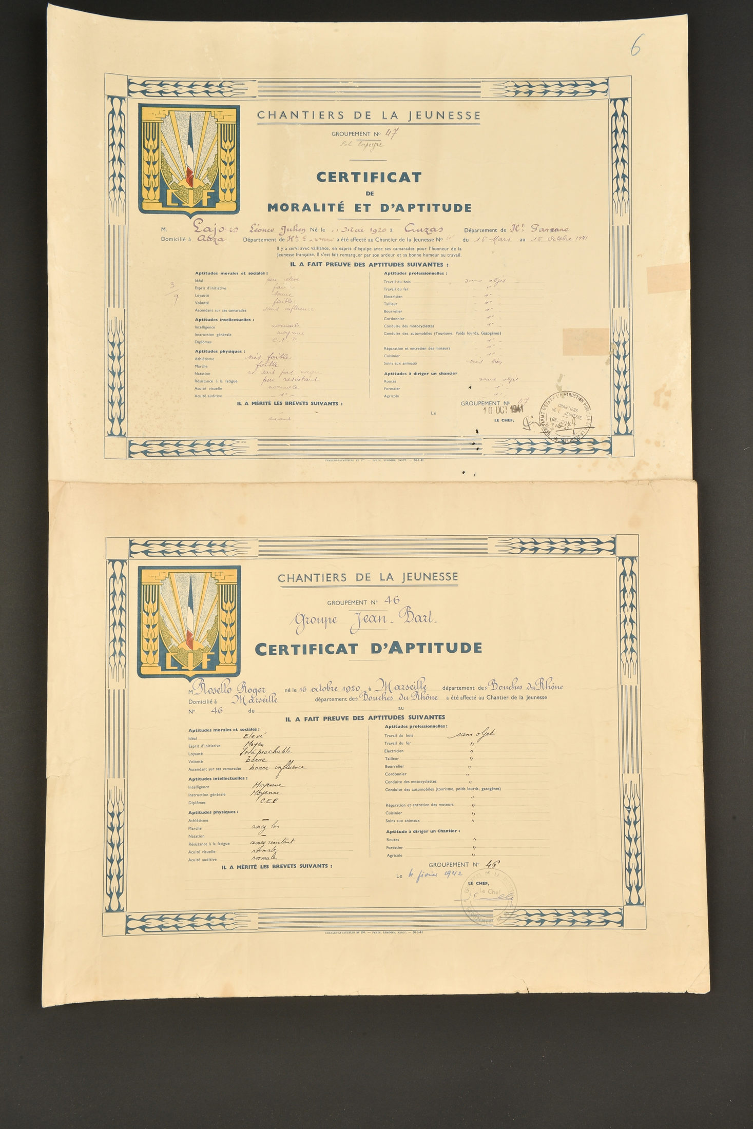 Ensemble de certificats de moralité. | Aiolfi G.b.r.