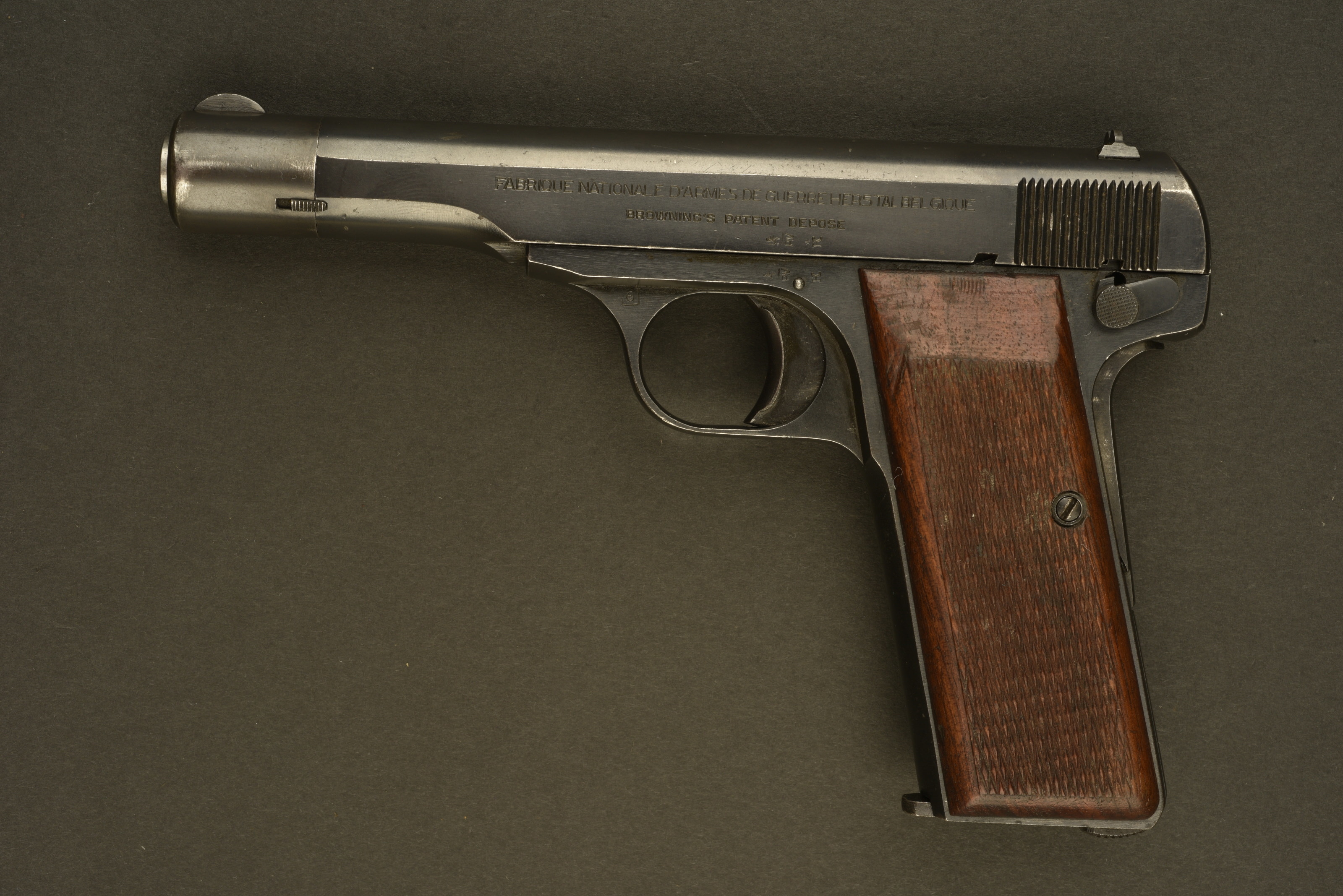 Pistolet automatique BROWNING modèle 1910 / 200. Catégorie B | Aiolfi G ...