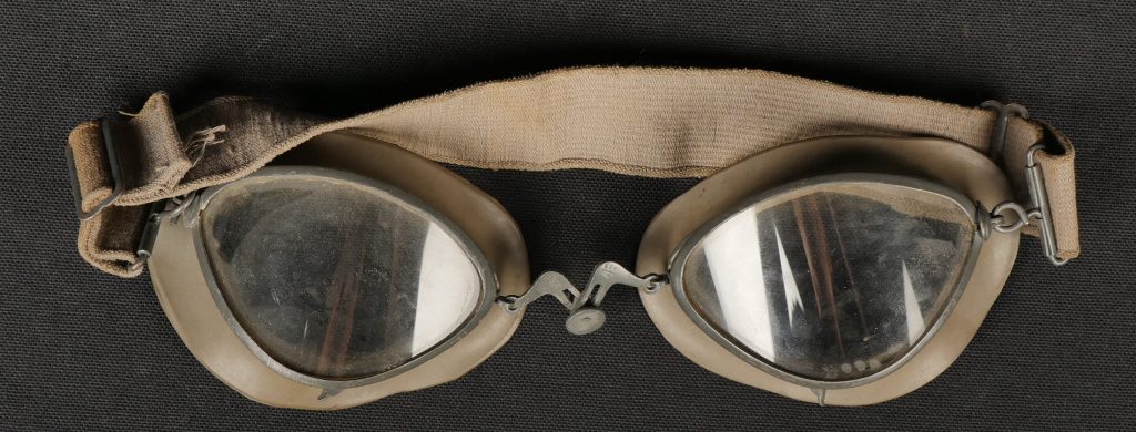 Lunettes motocycliste. Motorcycle goggles. | Aiolfi G.b.r.
