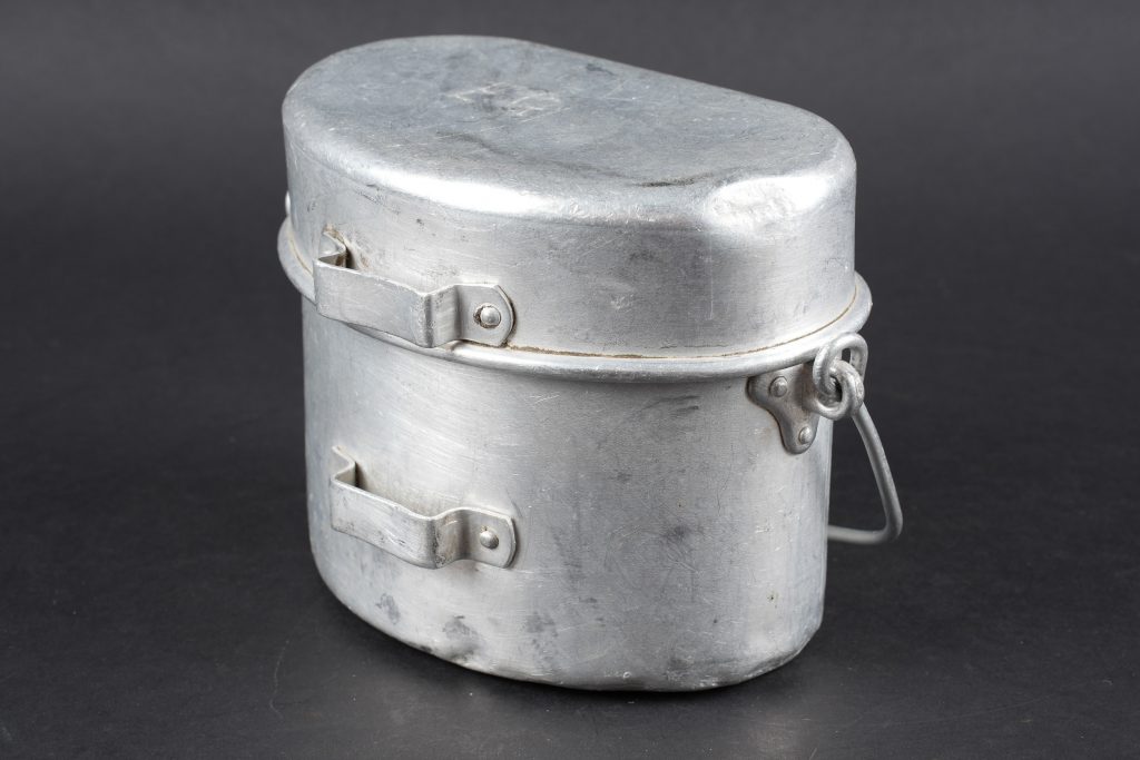 Gamelle italienne. Italian mess kit. | Aiolfi G.b.r.
