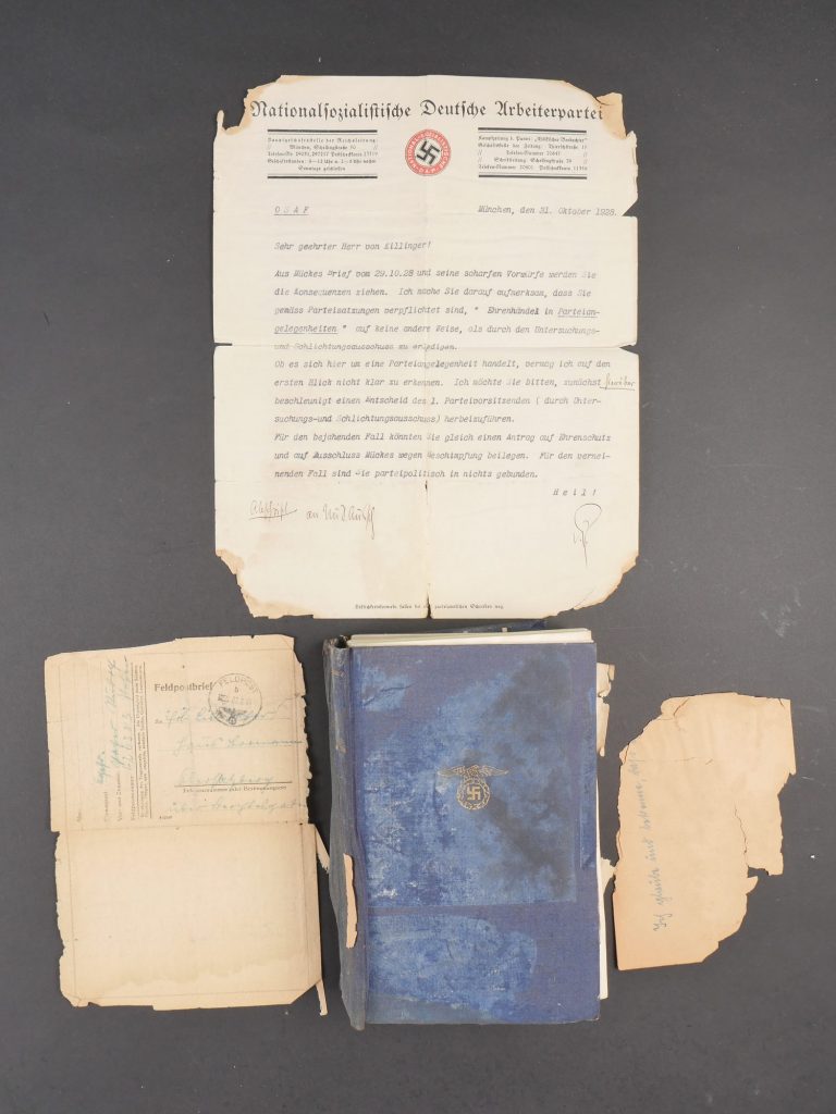 Mein kampf retrouvé chez Martin Bormann. Mein Kampf Found at Martin ...