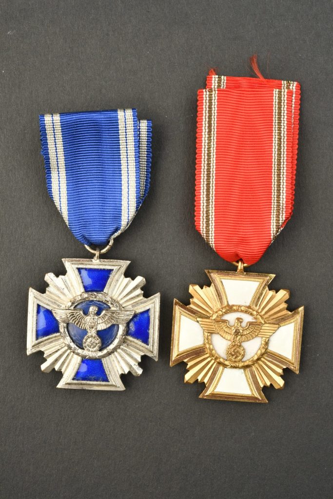 Médailles NSDAP. NSDAP Medals | Aiolfi G.b.r.