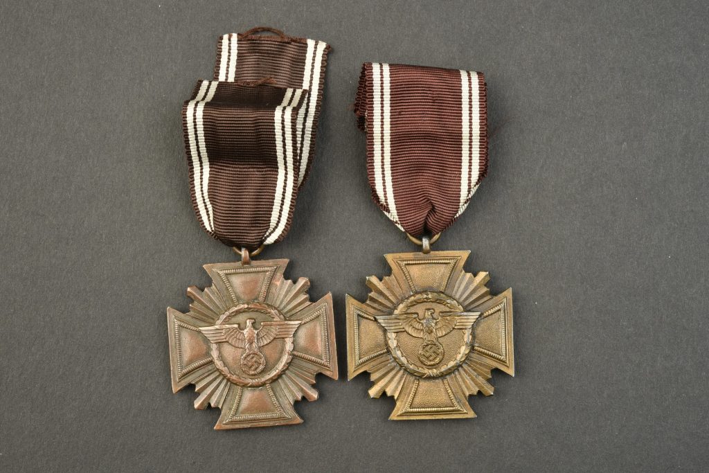 Médailles NSDAP. NSDAP Medals | Aiolfi G.b.r.