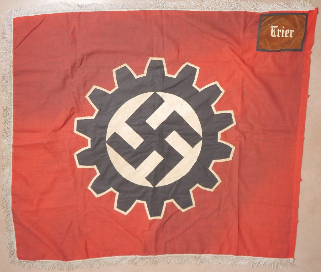 Drapeau du DAF. German DAF flag. | Aiolfi G.b.r.