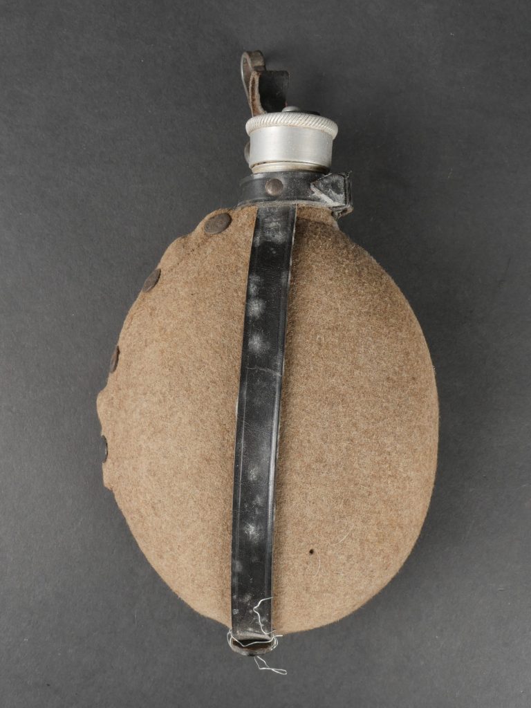 Gourde RZM. German RZM canteen. | Aiolfi G.b.r.