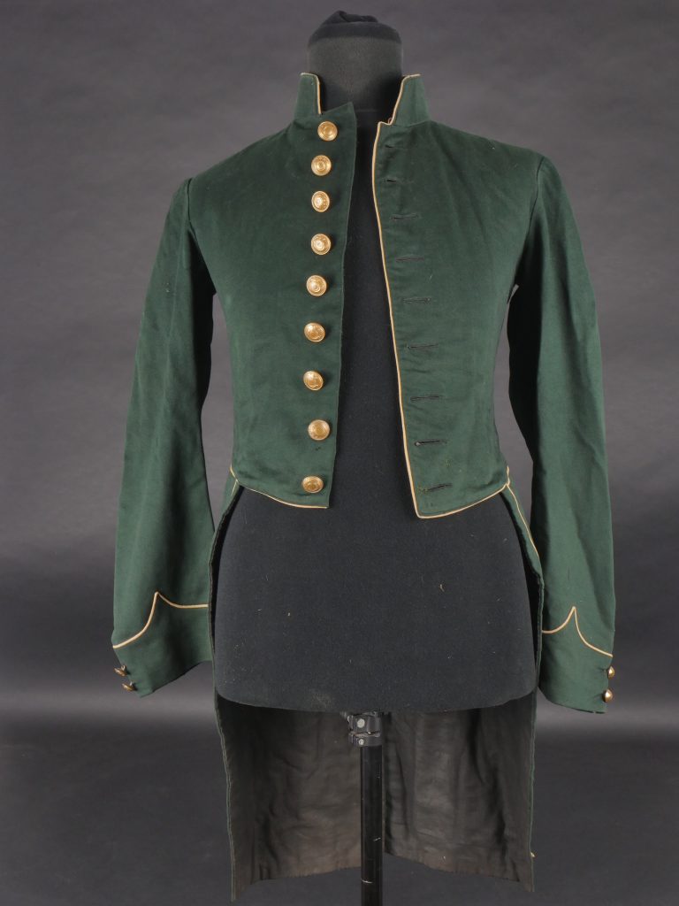 Habit de Carabinier de la Garde Civique. Carabinier uniform from the ...