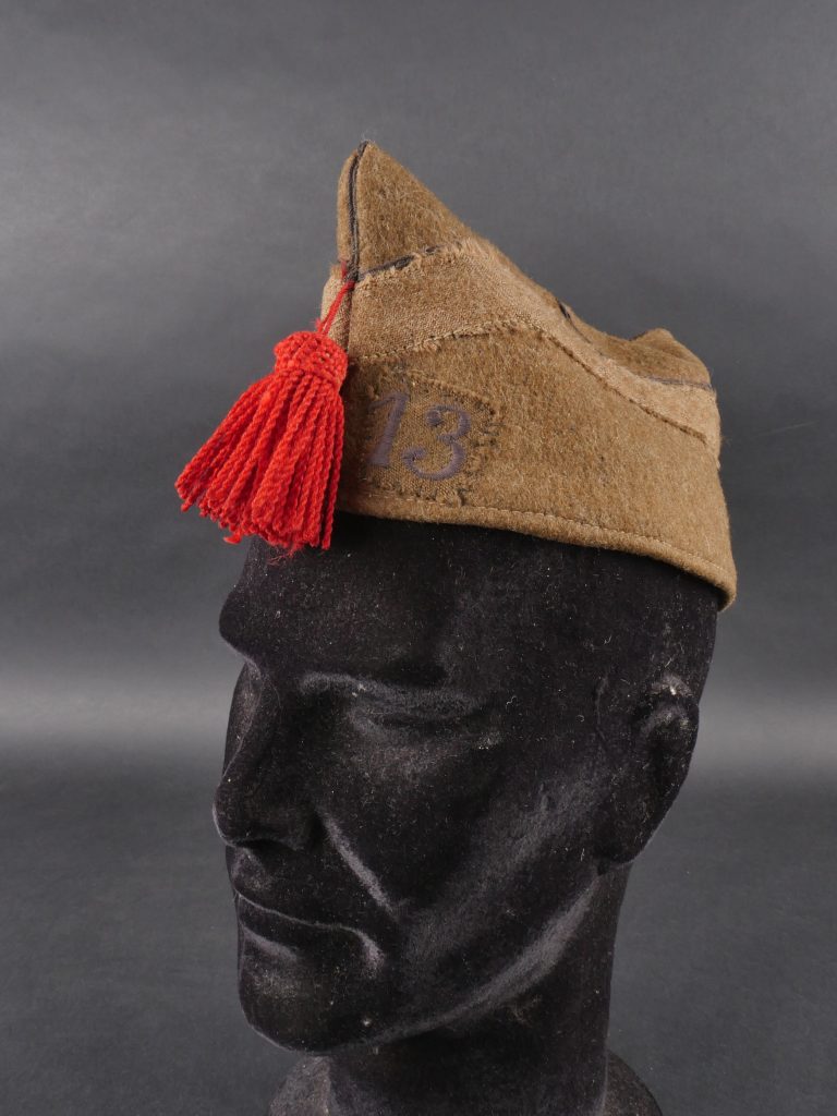 Bonnet de police belge du 13e de Ligne. Belgian side cap from the 13th ...