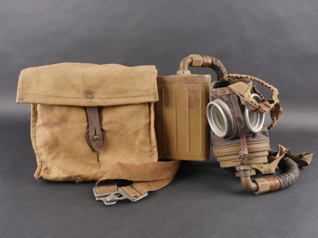 Masque anti gaz belge M1924-27. Belgian gas mask model M1924–27 ...