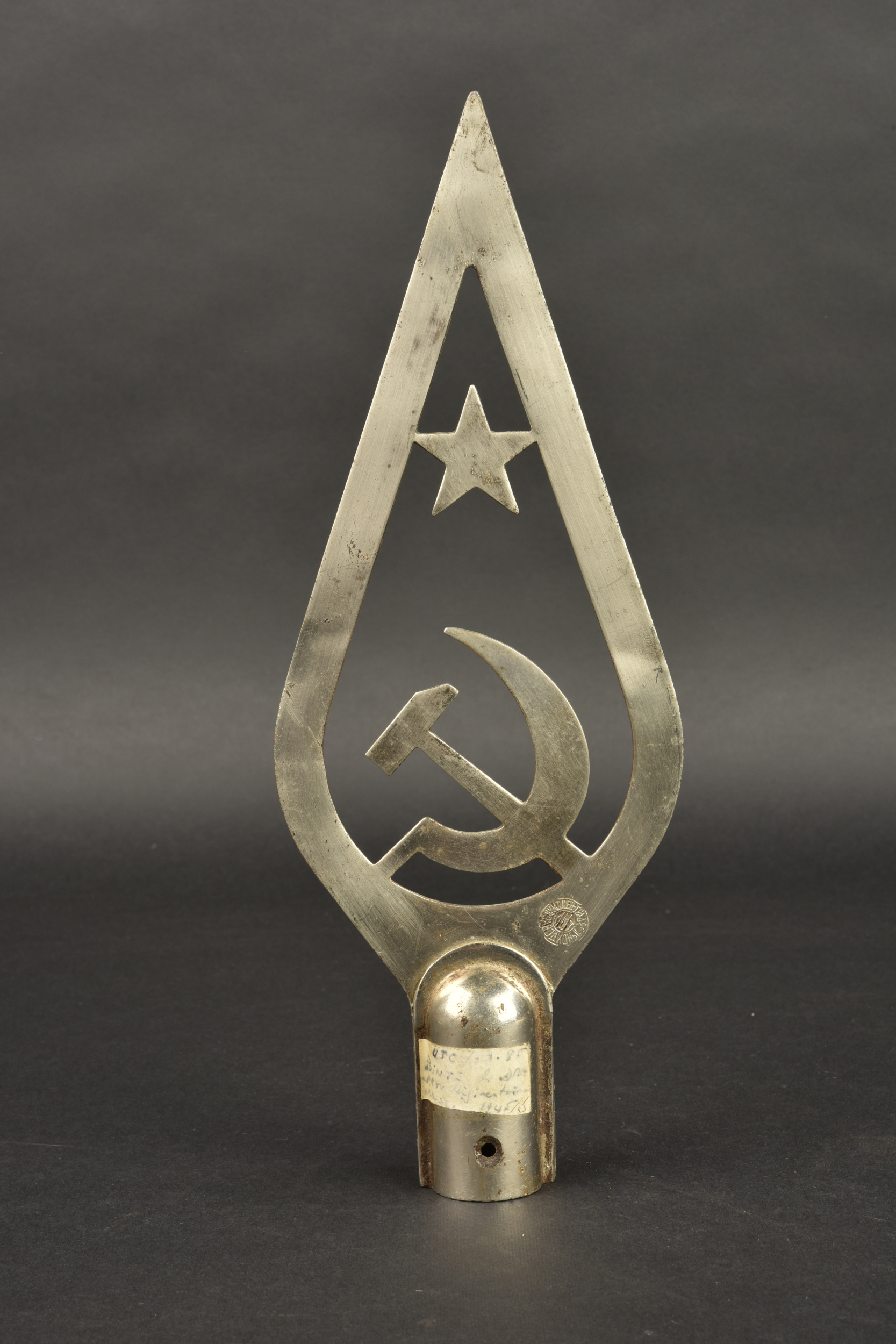 Pointe de drapeau russe. | Aiolfi G.b.r.