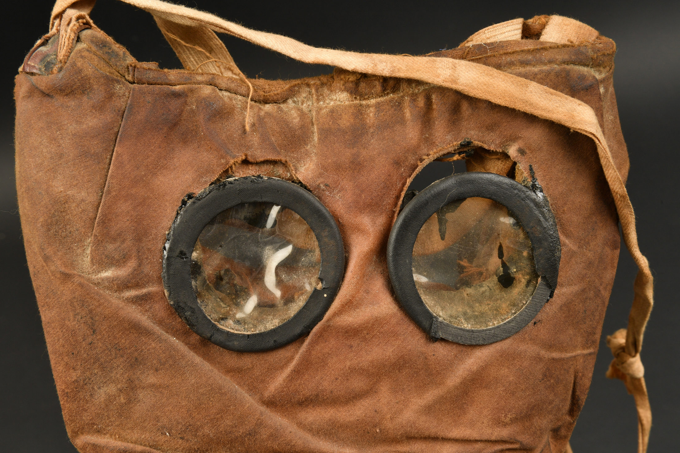 Masque à gaz M2. | Aiolfi G.b.r.