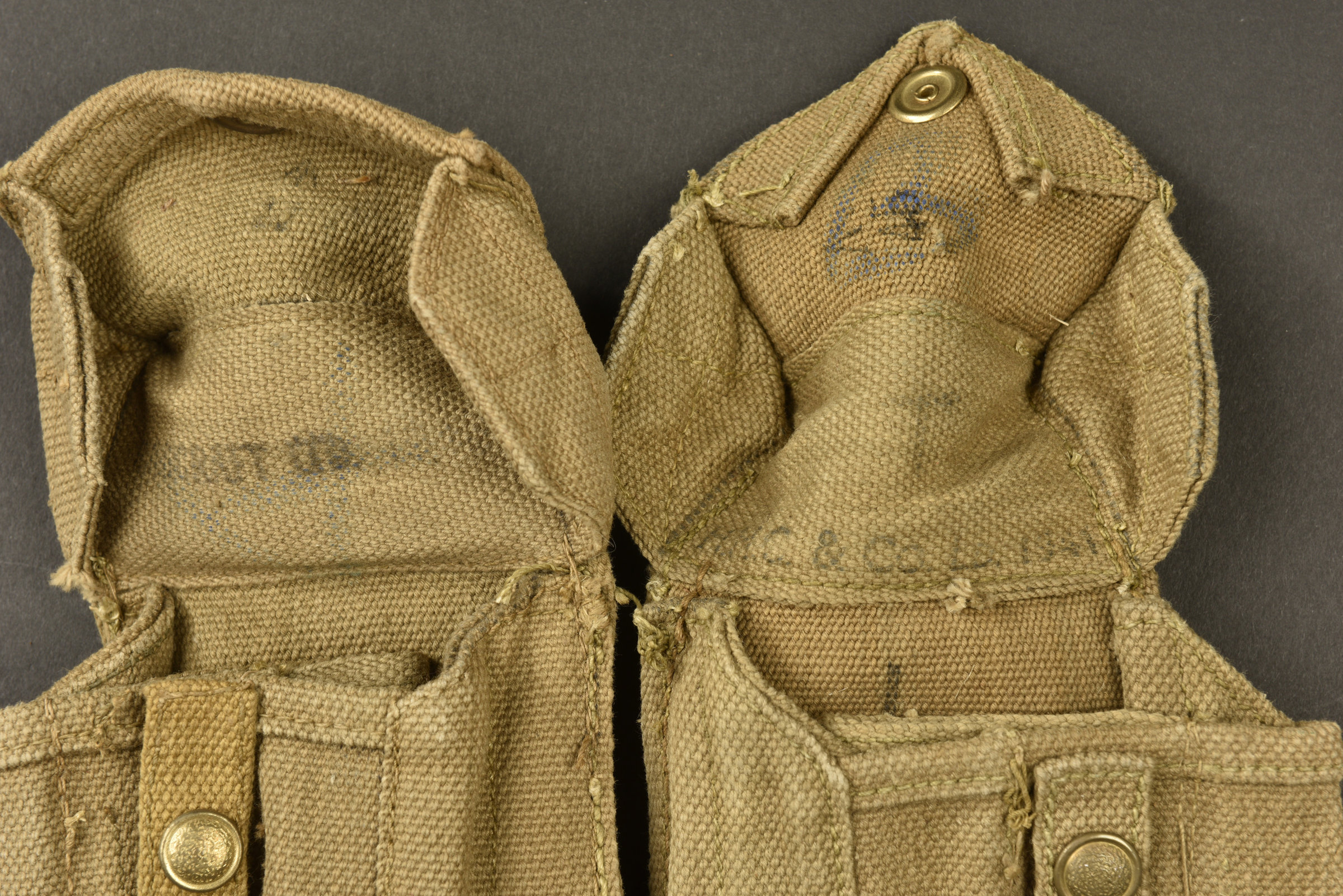 Pouch de pistolet mitrailleur Lanchester | Aiolfi G.b.r.