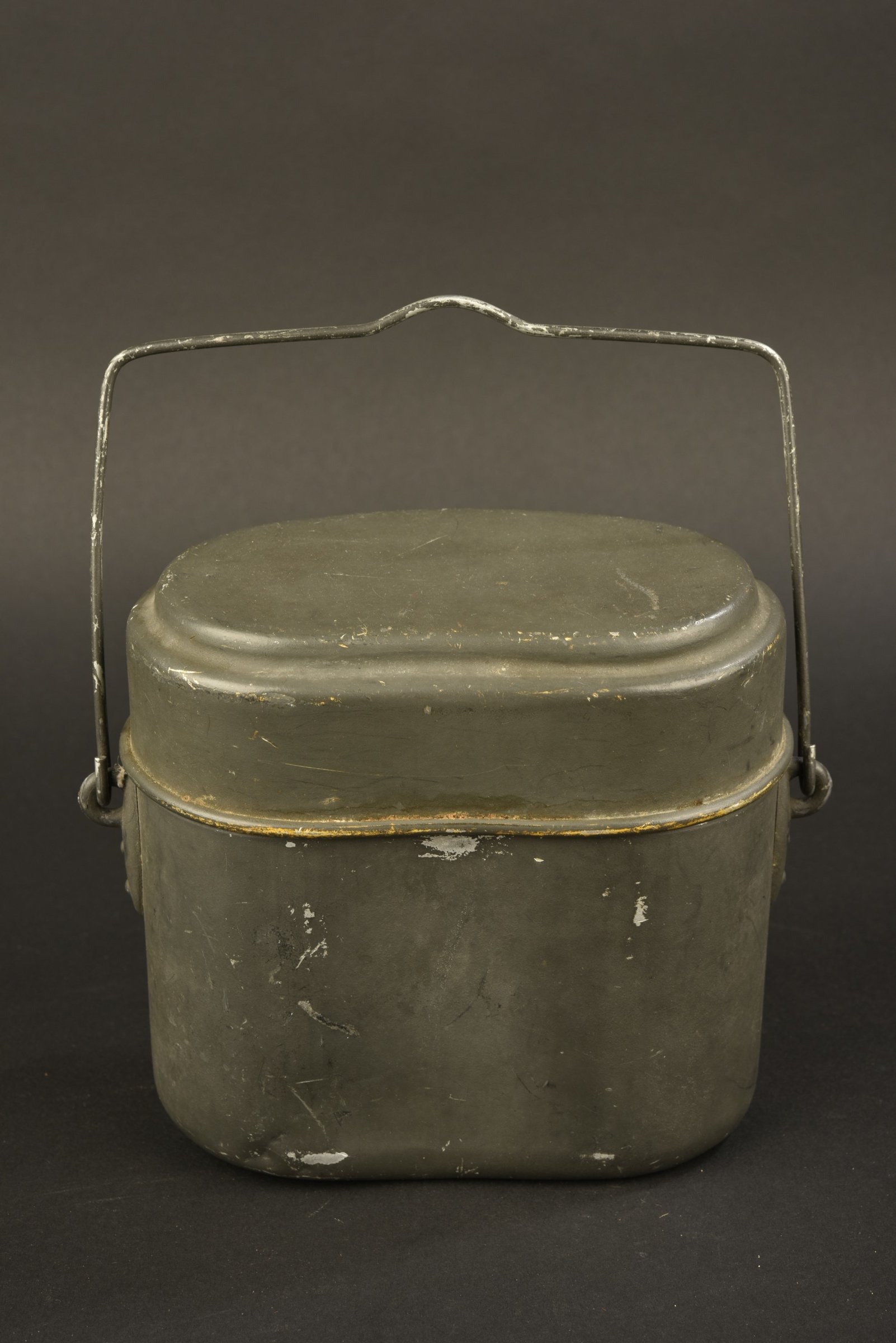 Gamelle allemande après-guerre | Aiolfi G.b.r.