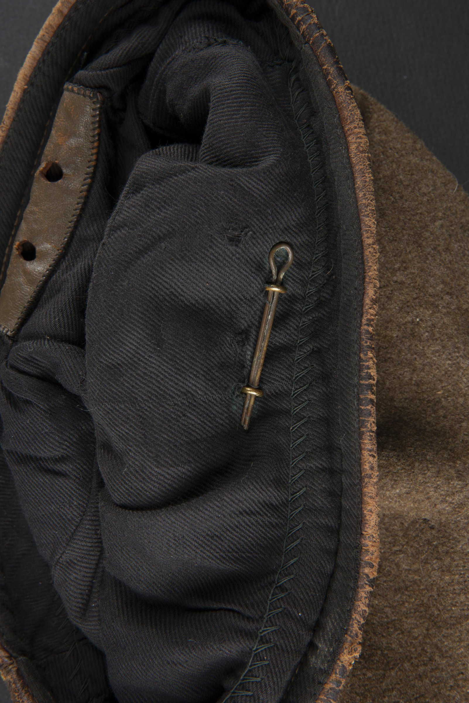 Béret du Royal Hamilton Light Infantry. | Aiolfi G.b.r.