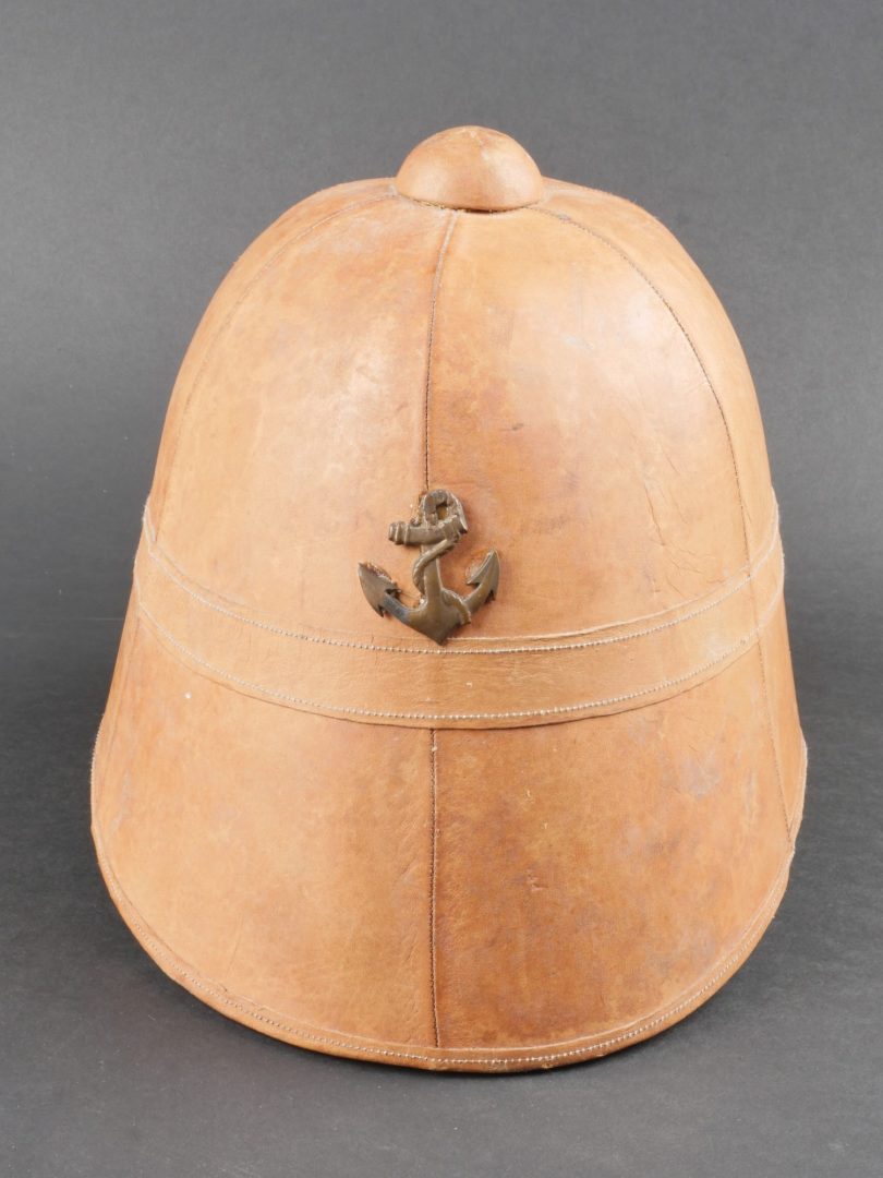 Casque colonial modèle 1886 en cuir | Aiolfi G.b.r.