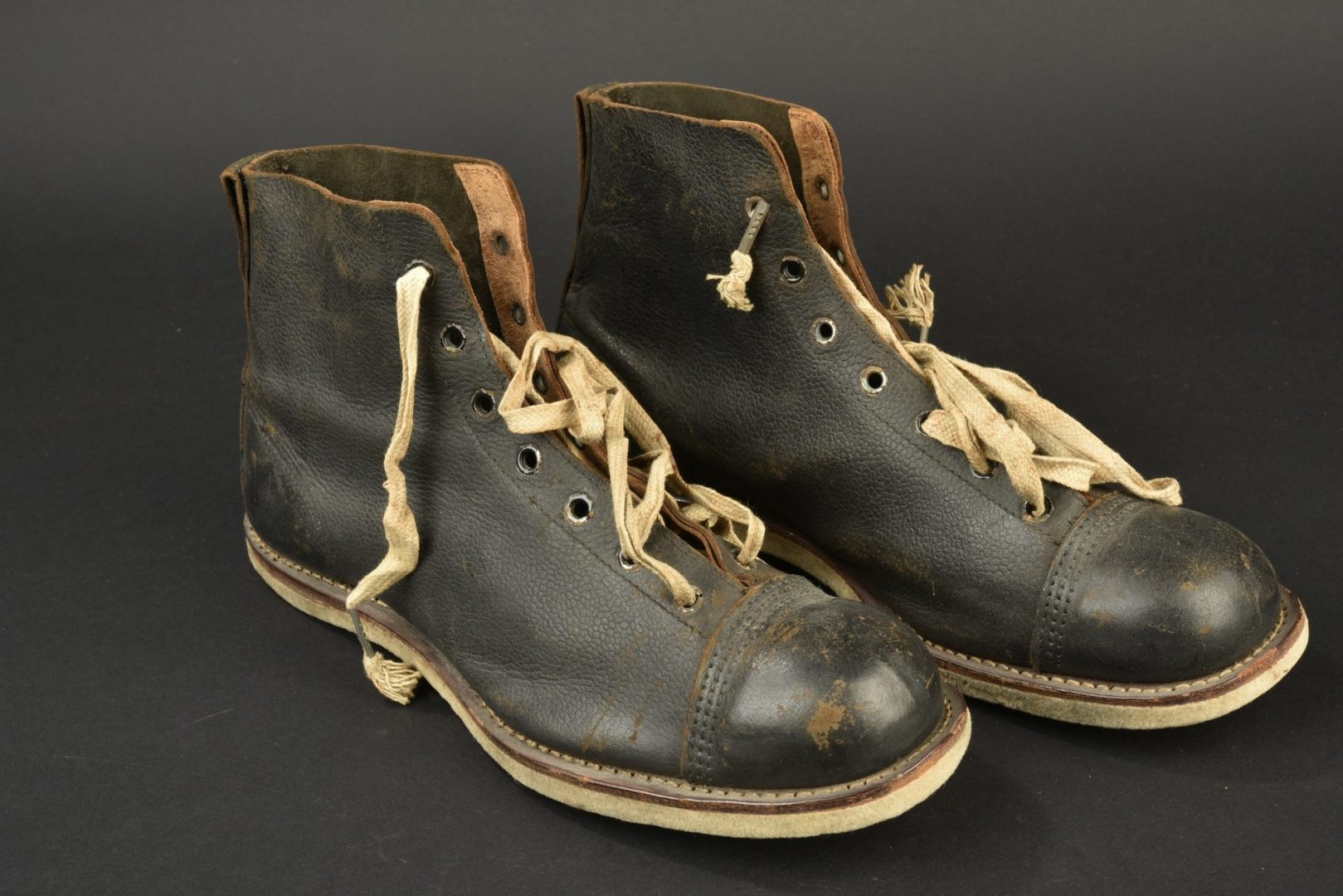 Brodequin britannique. | Aiolfi G.b.r.