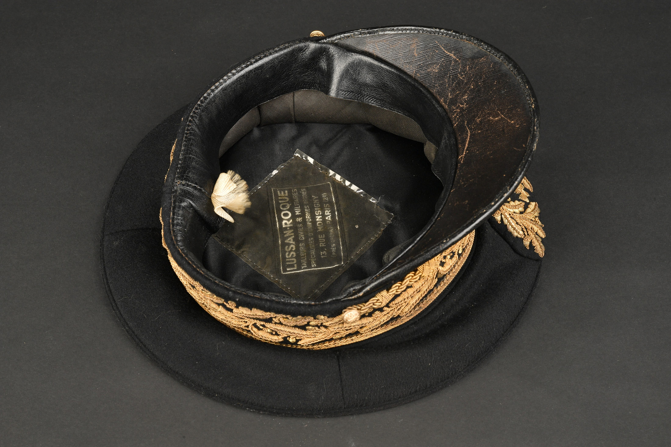 Casquette de préfet Régional de Vichy . | Aiolfi G.b.r.