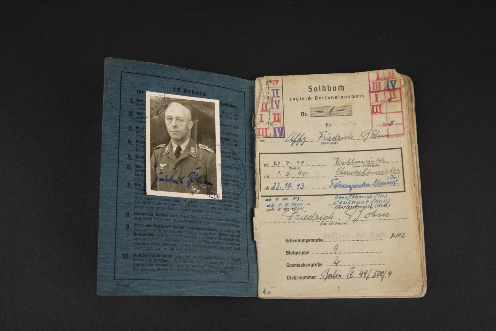Soldbuch d'officier de la Luftwaffe 1 Res Luftperrabt 205 | Aiolfi G.b.r.