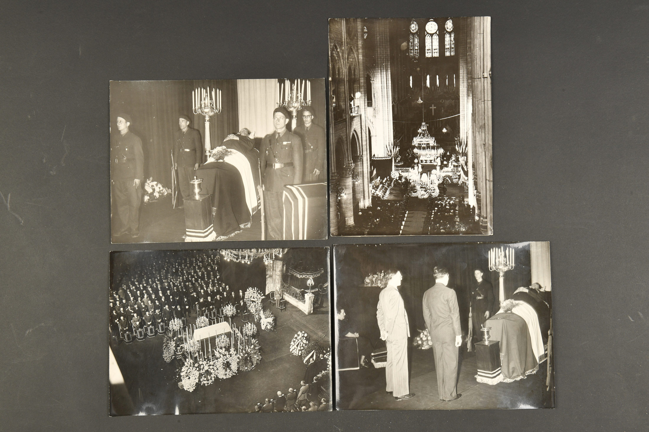 Ensemble de photos de presse Milice. | Aiolfi G.b.r.