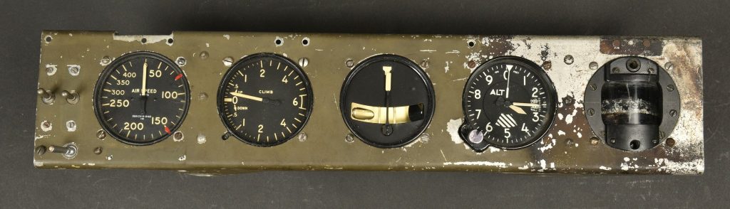 Tableau de bord de planeur américain. Instrument panel from an American ...