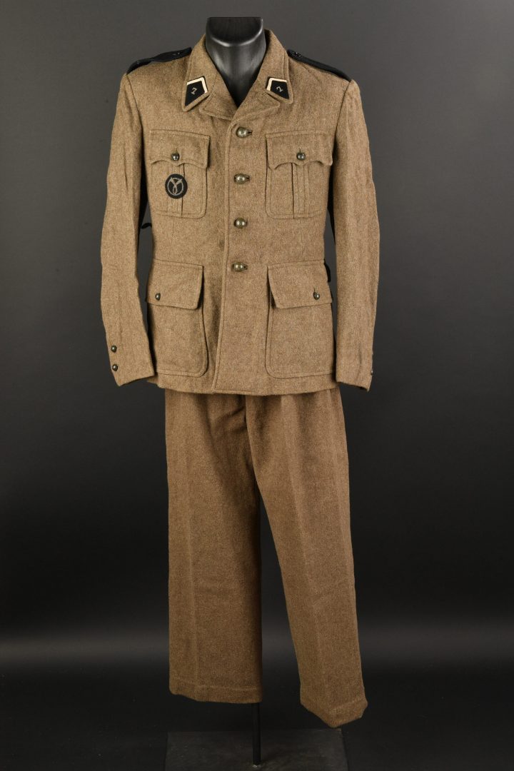 Ensemble d'uniformes Milice. | Aiolfi G.b.r.