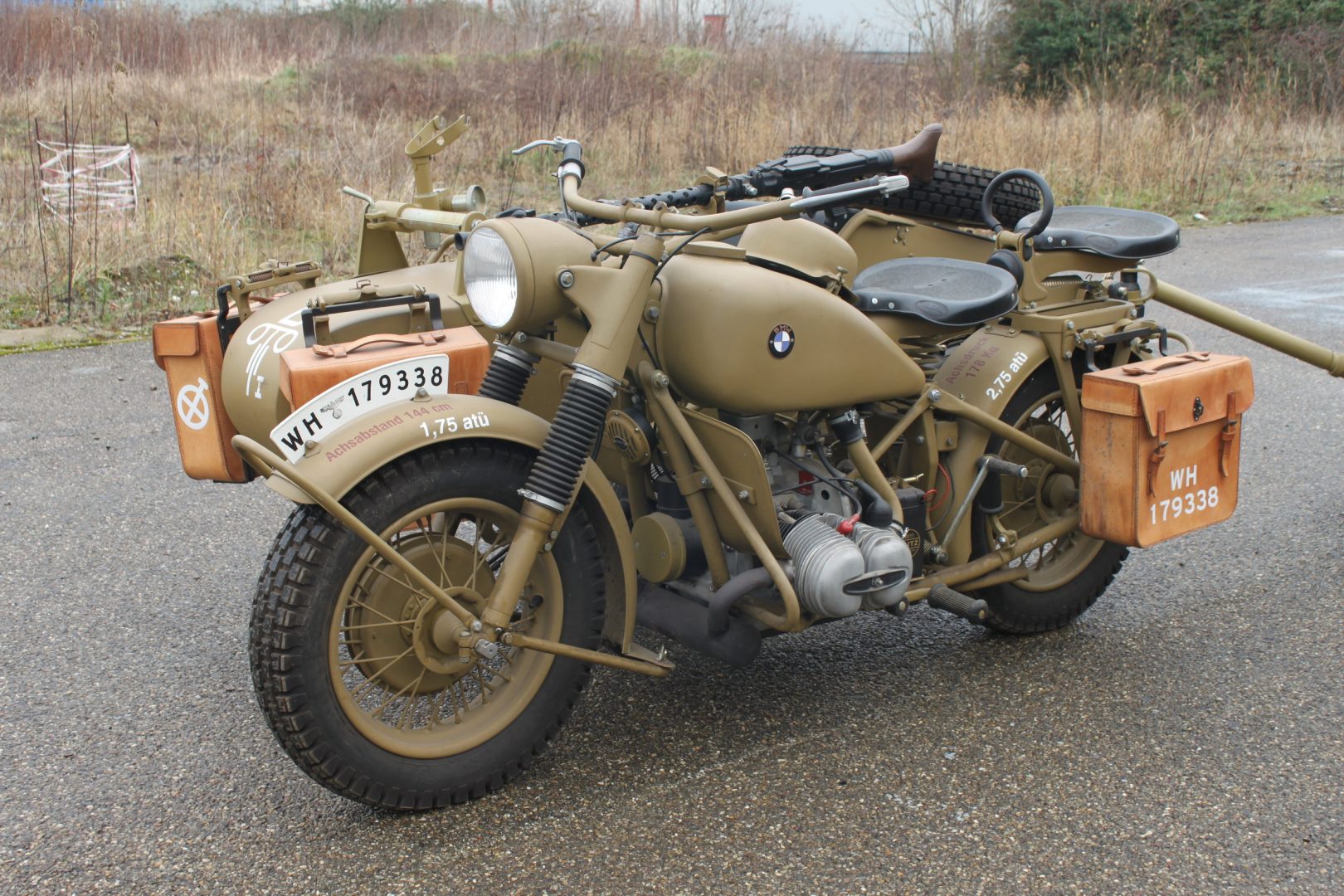 Side-car BMW R75 restauré à neuf | Aiolfi G.b.r.