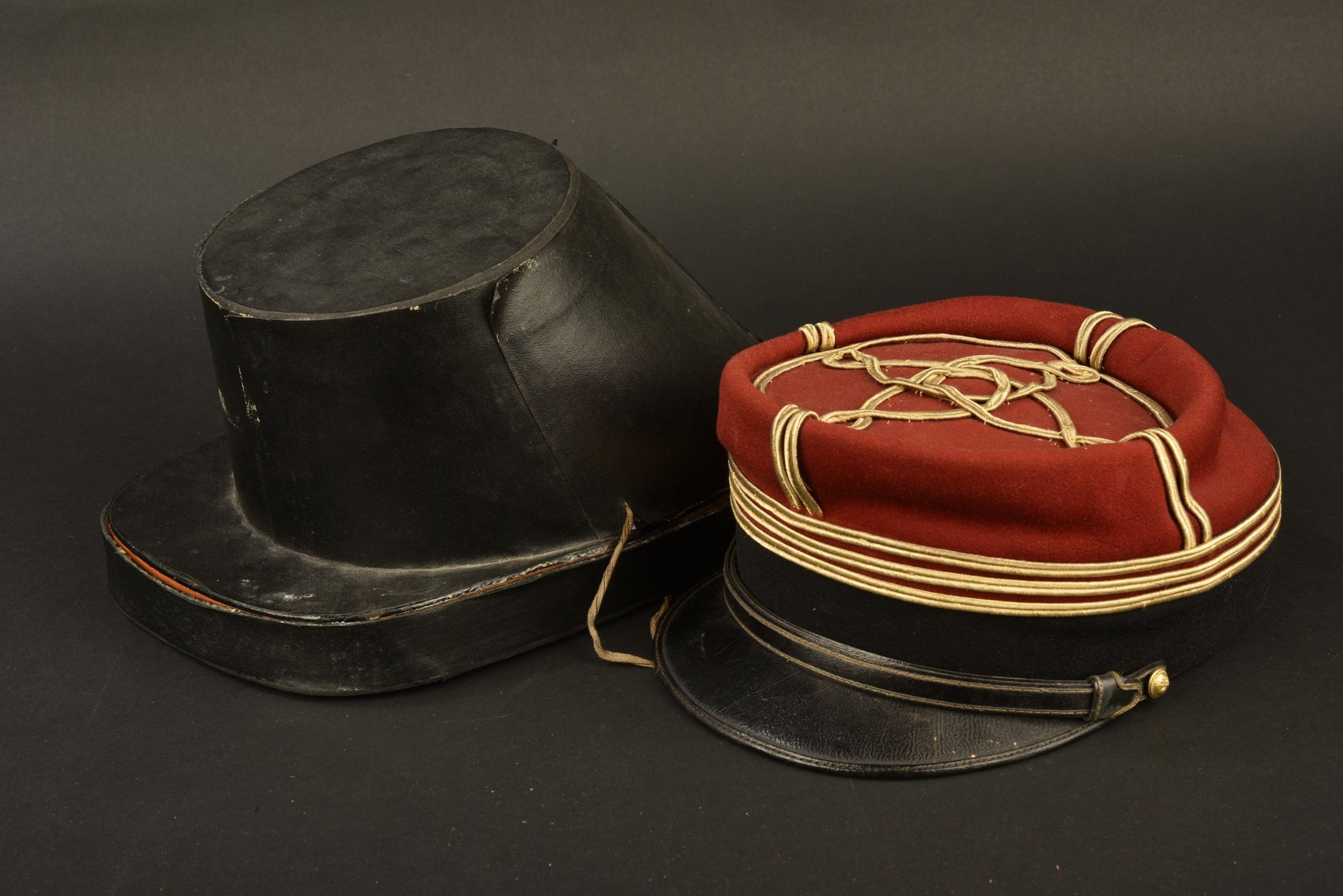 Képi 1872 de capitaine d'infanterie Etienne Crespel | Aiolfi G.b.r.