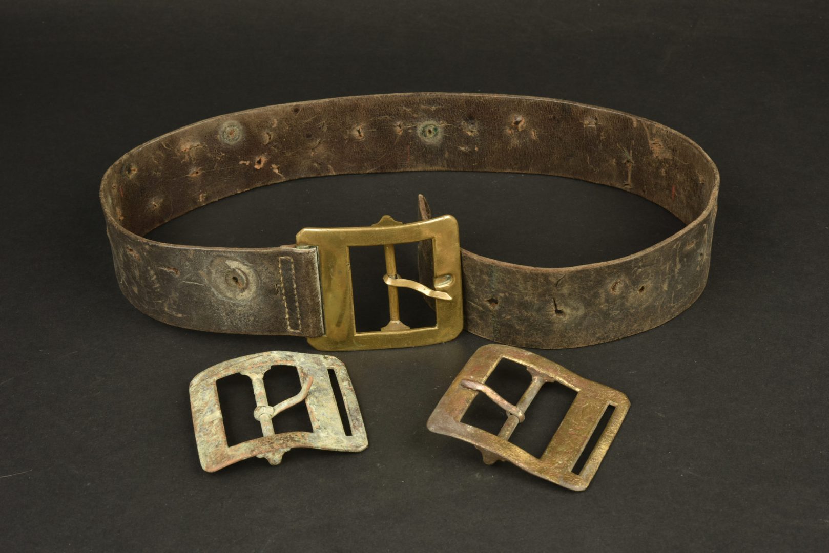 Ceinturon et boucles modèle 1873 des troupes coloniales et tirailleurs ...