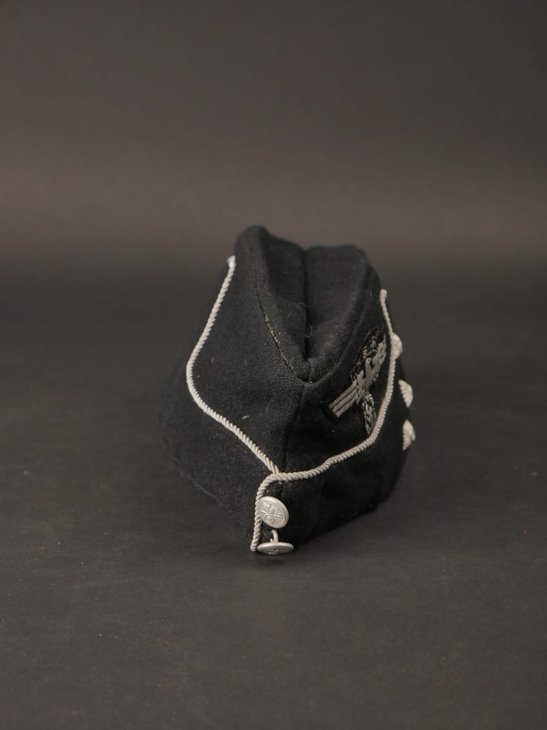 Calot NSKK. NSKK cap. | Aiolfi G.b.r.