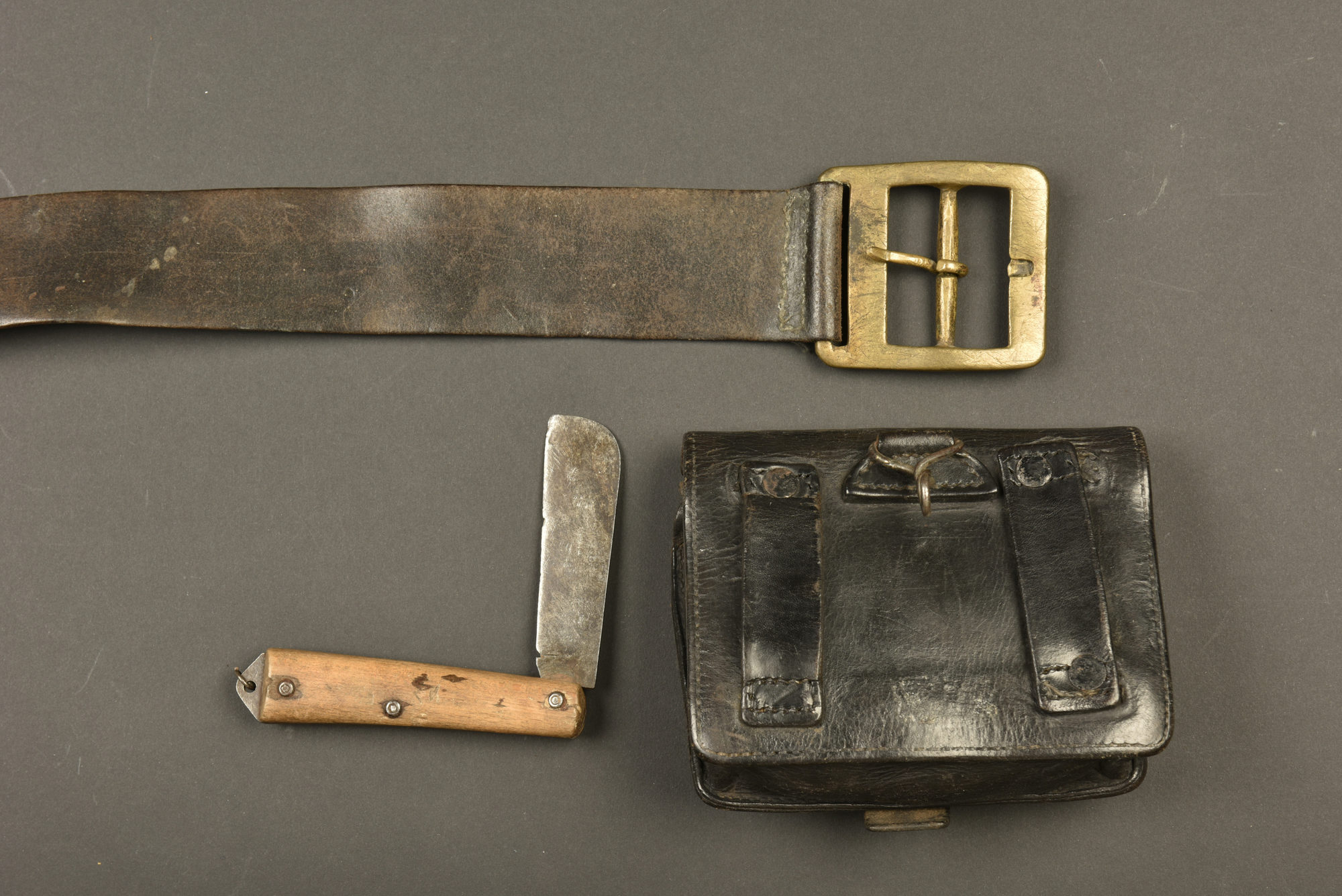 Ceinturon des troupes coloniales avec sa boucle modèle 1873 ...