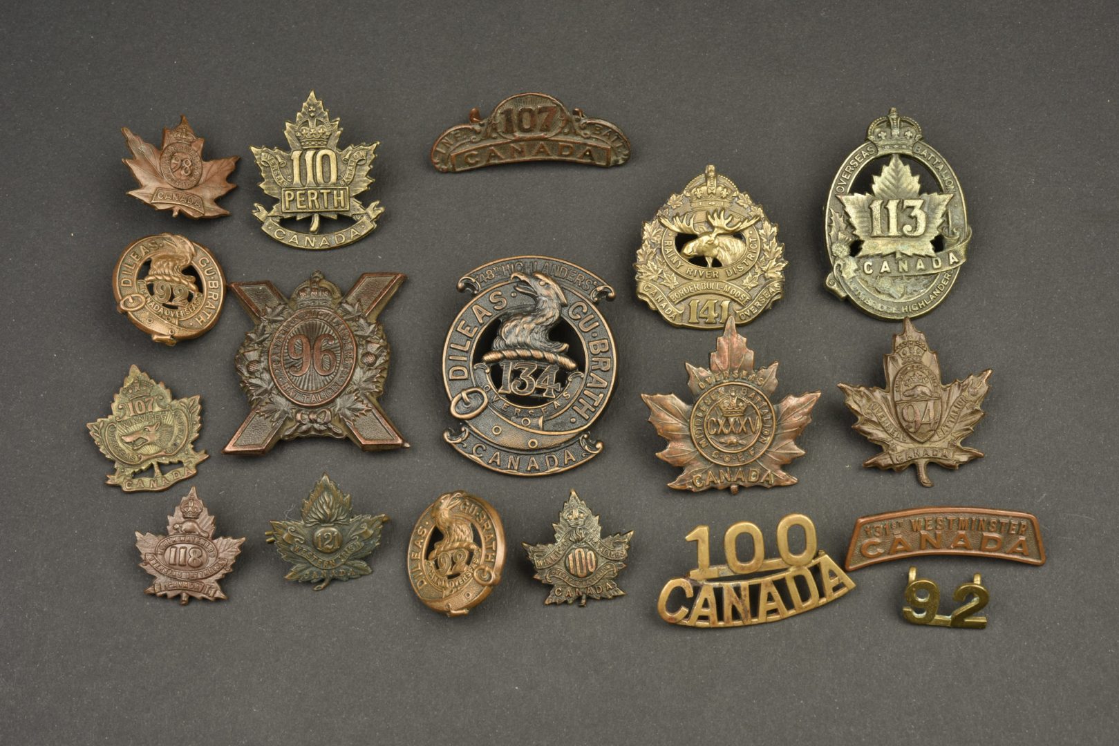 Lot de 18 insignes canadiens CEF ww1 | Aiolfi G.b.r.
